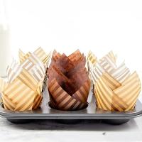 China 30-Day Return Policy Disposable Custom Paper Cake Cups for High Temperature Cupcakes for sale