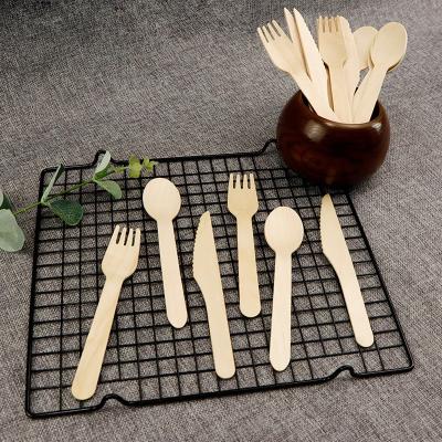 China Eco Friendly Disposable Wooden Spoon 160mm Food Grade Biodegradable Straight Tableware for sale