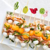 China 12 Cm Disposable Bamboo Fruit Forks Eco-Friendly Cocktail Sticks with Different Size for sale