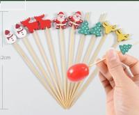 China Customized Natural Fruit Bamboo Skewers for Fruit and Salad Must-Have Kitchen Tool for sale