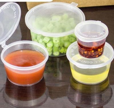 China Disposable PP Sauce Cup with Lid 13cm x 12.4cm x 10.5cm Perfectly Sealed Plastic Bucket for sale