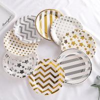 China Disposable Gold Paper Plates 9 Inch 7 Inch for Halloween Party Eco-Friendly Biodegradable Custom for sale