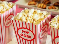 China Recyclable Striped Red and White Popcorn Containers 32 oz for Movie Theater Carnival Party for sale