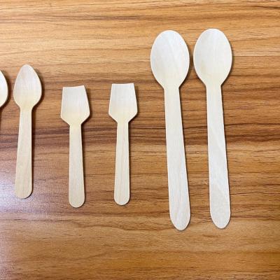 China Disposable Wooden Cutlery Set 15.8cm Eco Friendly Biodegradable Straight Style Spoon Fork for sale