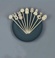China Custom Size Eco-Friendly Bamboo Skewers 10000pcs Disposable Fruit Sticks for Dessert Cakes for sale