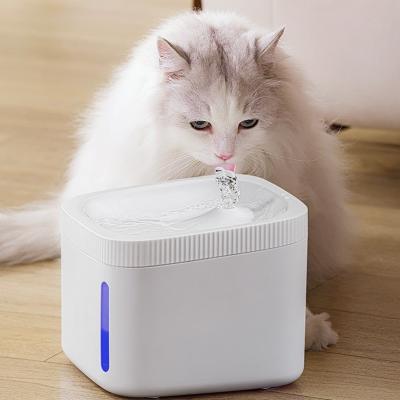 China Automatic Pet Water Fountain Dispenser for Cats Filter Drinking Water 1.5L for sale