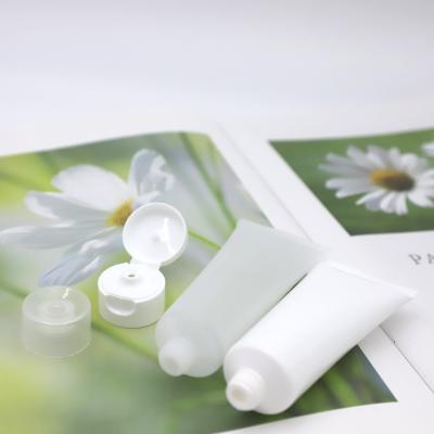China 160.00cm * 140.00cm * 120.00cm Package Size Plastic Squeeze Tubes for Toothpaste Direct for sale