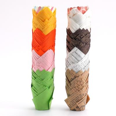 China Disposable 150mm Oil Proof Paper Cake Cups Muffin Baking Cups Without Lid Food Grade for sale