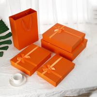 China Custom Logo 100% Paper Christmas Gift Box Eco Friendly Disposable Present Box for Family Friends for sale