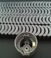 China Y30 Grade Ferrite Arc Magnets for Motors - ±2% Tolerance, ±0.1mm Height - Custom Shapes Available for sale