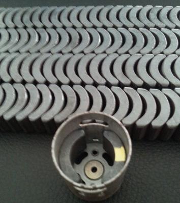China Y30 Grade Ferrite Arc Magnets for Motors - ±2% Tolerance, ±0.1mm Height - Custom Shapes Available for sale