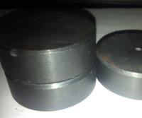 China Custom Permanent Ceramic Ferrite Magnets Round Disc Shaped For Speaker D18 x 5mm for sale