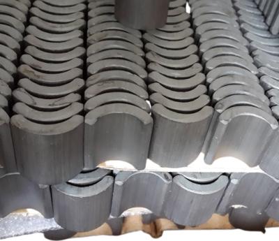 China Y30 Y40 Arc Shape Ferrite Ceramic Magnets for 540 550 775 Motors - High Temperature Resistance for sale