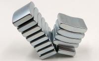 China N45H Neodymium Arc Magnet for Wind Turbine Generators - 150°C Max Temperature, ±0.05mm Tolerance for sale