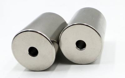 China Custom Neodymium Cylinder Magnets N35-N52 Grade with ±0.05mm Tolerance for Motor and Generator Applications for sale