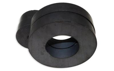 China Large Ceramic Permanent Ferrite Ring Magnet 134x56x25mm for Speakers - Y25 to Y35 Grade with Custom Sizes for sale