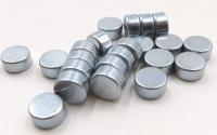 China N35 Grade Neodymium Disc Magnets 11.8-12.2 kGs Br with ±0.05mm Tolerance for Industrial Applications for sale