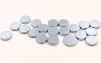 China N50 Neodymium Disc Magnet 4mm x 1.5mm for Bracelets and Industrial Applications with ISO9001 Certification for sale