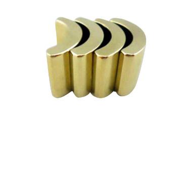 China N52 Sintered Neodymium Arc Magnets - Custom Size ±0.05mm Tolerance, 14.4-14.8 Br Grade for Motors & Wind Turbines for sale