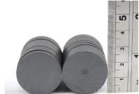 China Y30BH Disc Shape Ferrite Magnet Round Disk Magnets Dia 18mm x 5mm for sale