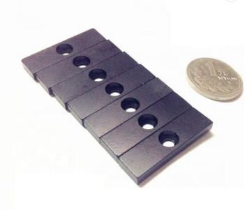 China Ceramic Permanent Ferrite Block Magnets Y25-Y35 Grade with ±2% Size Tolerance and High Coercive Force for sale