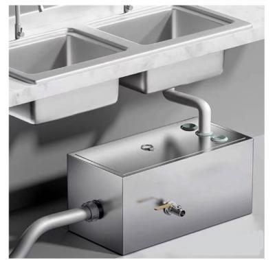 China SUS304 Stainless Steel Grease Trap Oil Water Separator 98% Filtration Rate for sale
