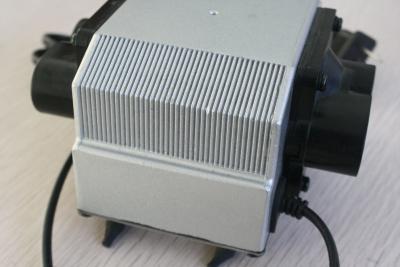 China Low Power Aquarium Air Pump Dual Diaphragm 3.75PSI AC220V / AC120V / AC24V for sale