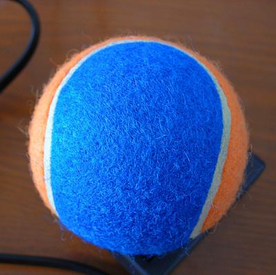 China 9.5 Inch Jumbo Tennis Ball Polyester Felt Waterproof 250-270g for Pet Play for sale