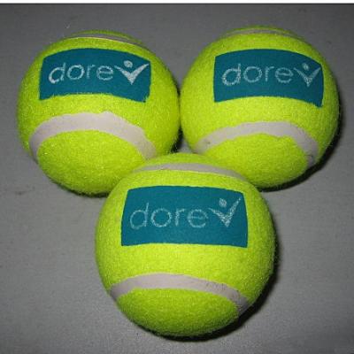 China Inflatable Rubber Tennis Ball 9.5 Inch Jumbo Size Polyester Felt Waterproof for sale