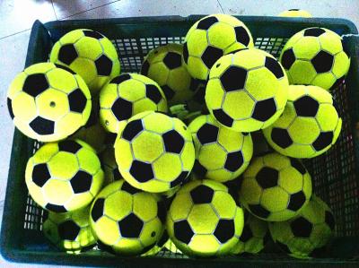 China 5 Inch Big Felt Football Polyester Waterproof Soft Touch 220g for sale