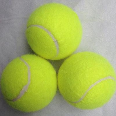 China 2.5 Inch Training Tennis Ball for Pets Safe Natural Rubber Dog Toy 5000pcs MOQ for sale