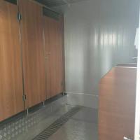 China Portable Farmhouse Toilet 1100x1100x2300mm with 100L Waste Tank and 4L Water Tank for sale