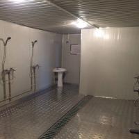 China Prefabricated Portable Toilet with Shower 6000mm x 3000mm Steel Frame Sandwich Panel for sale