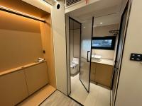 China Customized Space Capsule Prefab House Modular Steel Structure Movable Hotel Home 20ft for sale