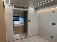 China Aluminum Window Space Capsule Container Hotel Modular House 4m x 8m Fast Construction for sale