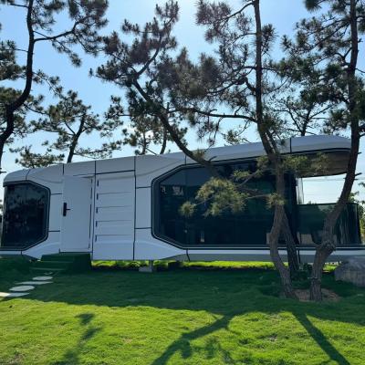 China Space Capsule Container House - 4m x 8m Customizable Steel Structure with 15mm Floor & -40°C to 40°C Temperature Range for sale