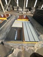 China Customized Light Steel Frame Flat Pack Container House 20ft 40ft with Fiber Glass Roof and Aluminum Window for sale