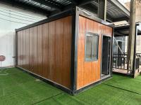 China Flat Pack Container House Galvanized Steel Frame 20FT 40FT Prefabricated House Fast Assembly for sale