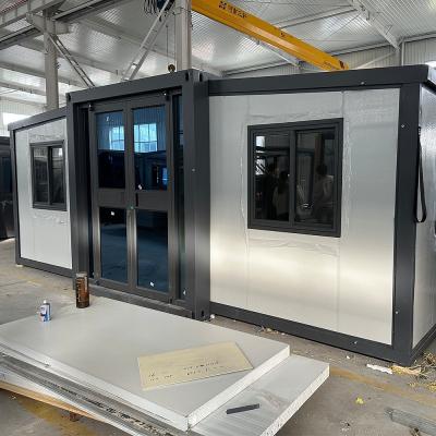 China Expandable Container House 20ft 40ft Steel Sandwich Panel Two Bedroom Portable Module for sale