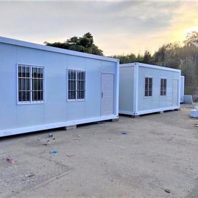 China 20 40 Foot Detachable Container House Galvanized Steel Prefabricated Mobile Home Custom Color for sale
