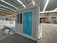 China Prefabricated Folding Container House 20ft Customizable Steel Structure Home for sale