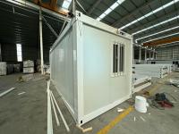 China Folding Prefab Container House 2.5mm Galvanized Steel Waterproof Durable Mobile Home for Living Office for sale
