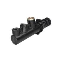 China Applicable to John/ Deere brake master cylinder 5500028244, 7700012835, 7700018167, 770 for sale