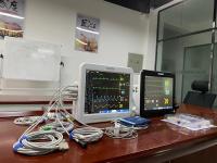 China 15 Inch Monitor Vitals Device , Bedside Heart Monitor For Hospital Clinics for sale