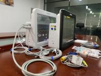 China 15 Inch Veterinary Vital Signs Monitor Machine Multi Parameter For Animal Diagnostic for sale