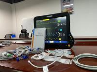 China Multilingual Veterinary Multiparameter Monitor 15 Inch With EtCO2 CMS Touch for sale