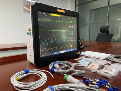 China 15 Inch Veterinary Vital Signs Monitor Machine Multi Parameter For Animal Diagnostic for sale