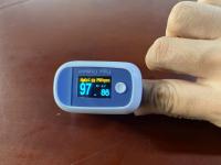 China 0.96 Inch OLED Fingertip Pulse Oximeter Small Manual Four Direction Adjustable for sale