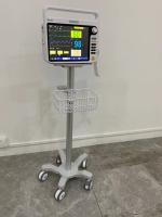 China Neonate 3 Inch Silent Wheels Medical Monitor Trolley Aviation Aluminum Matieral for sale
