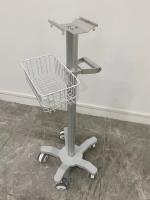 China 3 Inch Silent Wheels Modular Patient Monitor Trolley With Aviation Aluminum Matieral for sale